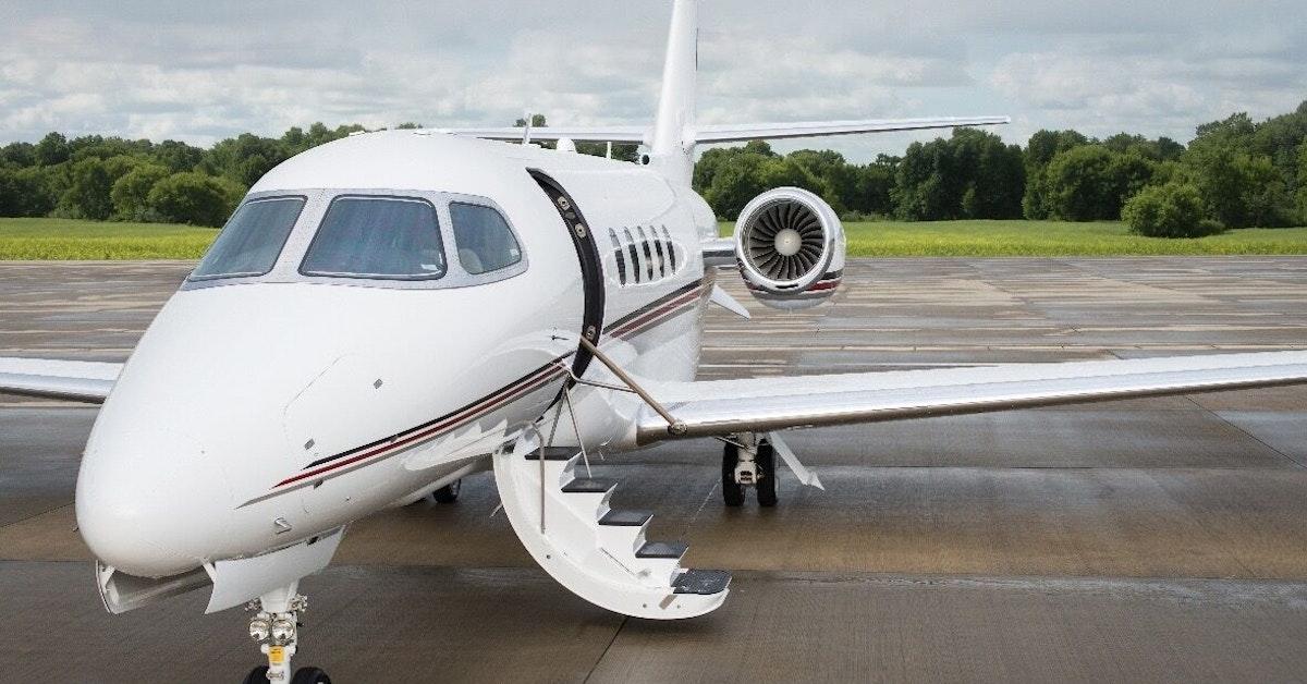 Find Your Perfect Private Jet Card!