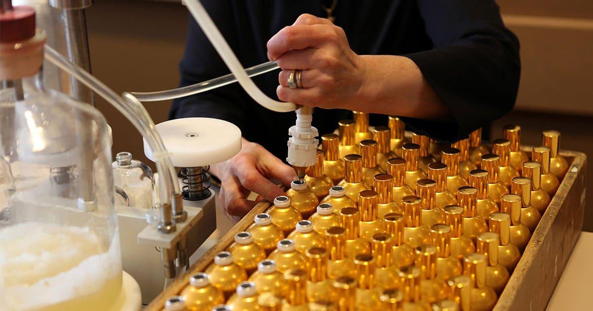 Find Your Perfect French Perfume Manufacturer