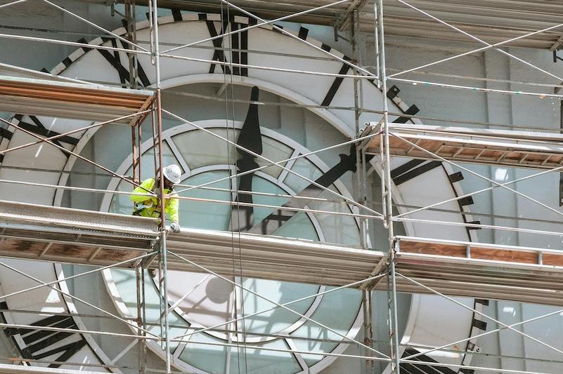 Choose the Best Building Maintenance Software for 2024