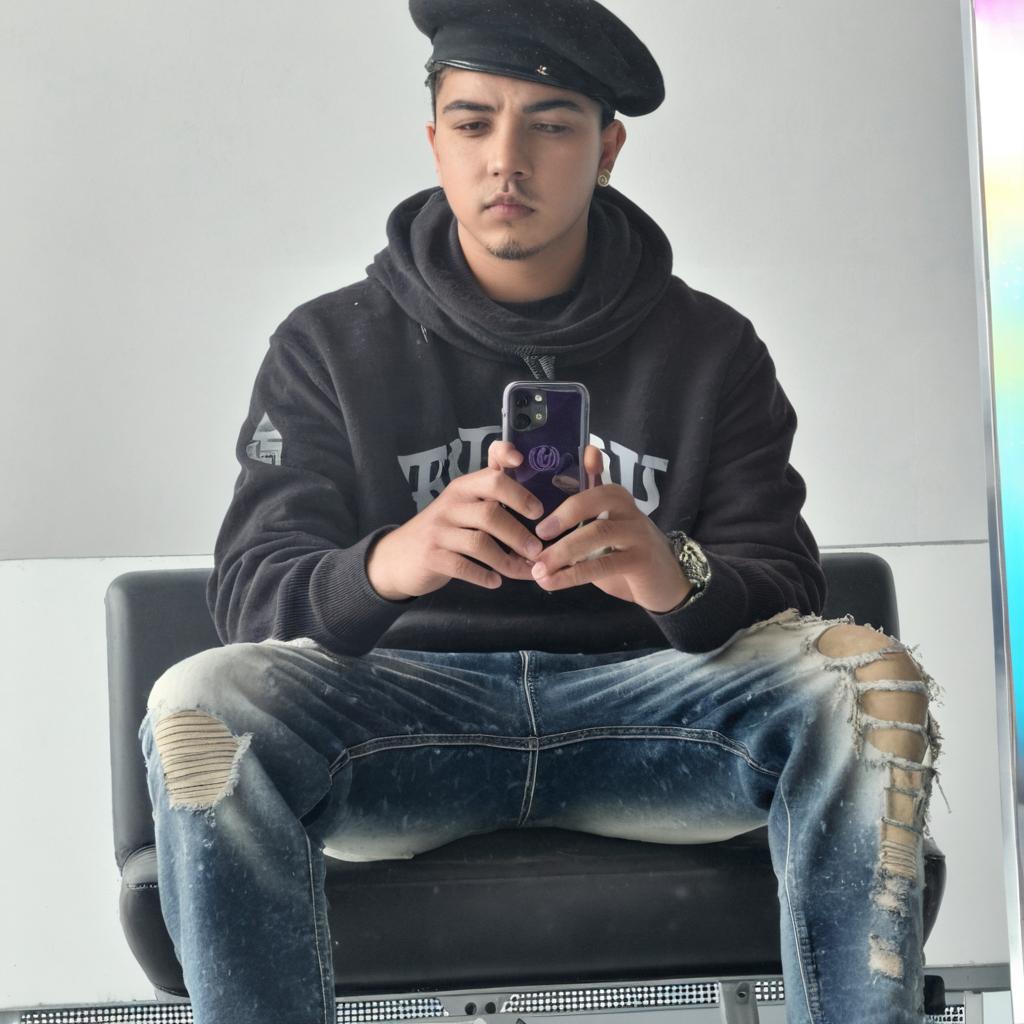 Majestic Portrait of a Spanish King: A Glimpse into Royal History